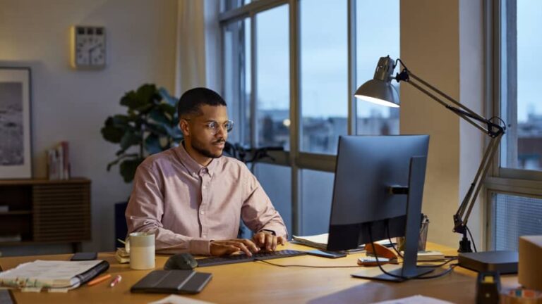 Finding Remote Work Opportunities - Jobslaunch